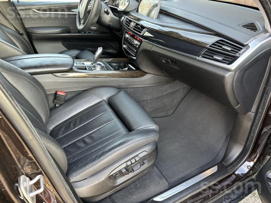 Brūns BMW X5 2015 Tukums, ar dzinēja tilpumu 3.00 L un nobraukumu 216 tūkst. km par 20990 €, foto 15 vietnē AUTOMOTO.COM.LV