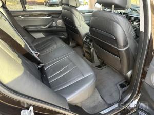 Brūns BMW X5 2015 Tukums, ar dzinēja tilpumu 3.00 L un nobraukumu 216 tūkst. km par 20990 €, foto 17 vietnē AUTOMOTO.COM.LV