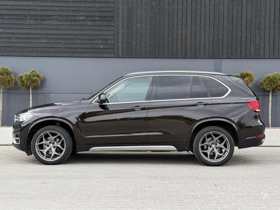 Brūns BMW X5 2015 Šauļi, ar dzinēja tilpumu 2.00 L un nobraukumu 231 tūkst. km par 15990 €, foto 5 vietnē AUTOMOTO.COM.LV