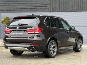Brūns BMW X5 2015 Šauļi, ar dzinēja tilpumu 2.00 L un nobraukumu 231 tūkst. km par 15990 €, foto 9 vietnē AUTOMOTO.COM.LV