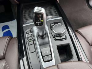 Brūns BMW X5 2015 Šauļi, ar dzinēja tilpumu 2.00 L un nobraukumu 231 tūkst. km par 15990 €, foto 29 vietnē AUTOMOTO.COM.LV