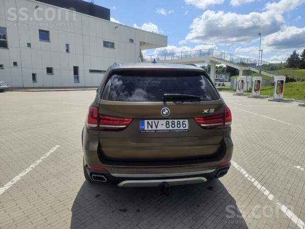 Brūns BMW X5 2015 Rēzekne, ar dzinēja tilpumu 3.00 L un nobraukumu 340 tūkst. km par 18300 €, foto 4 vietnē AUTOMOTO.COM.LV