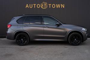 Brūns BMW X5 2015 Rīga, ar dzinēja tilpumu 3.00 L un nobraukumu 237 tūkst. km par 21990 €, foto 7 vietnē AUTOMOTO.COM.LV