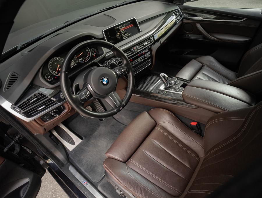 Brūns BMW X5 2015 Rīga, ar dzinēja tilpumu 3.00 L un nobraukumu 237 tūkst. km par 21990 €, foto 12 vietnē AUTOMOTO.COM.LV