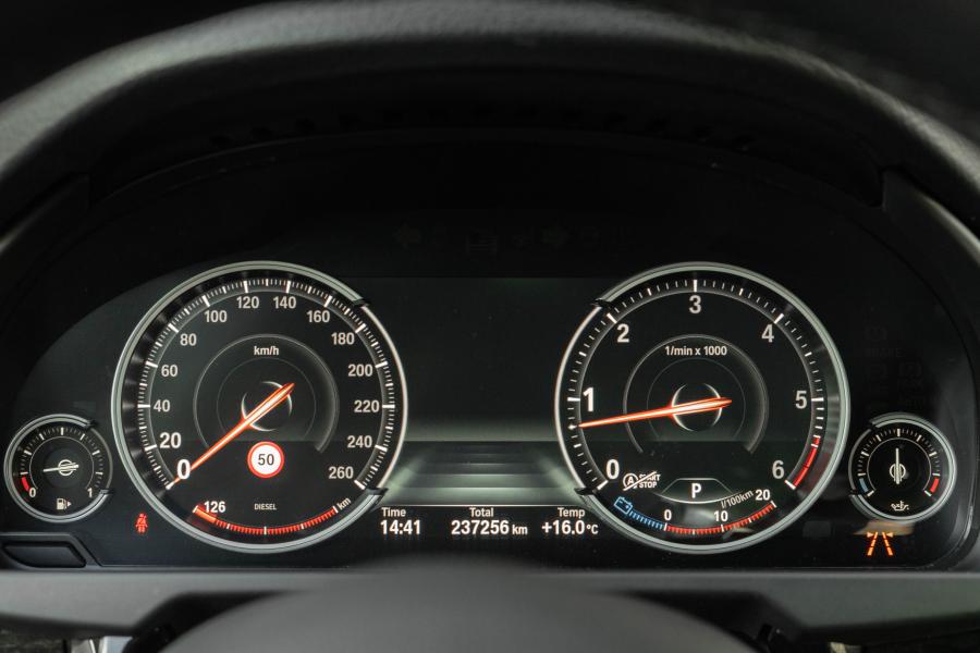 Brūns BMW X5 2015 Rīga, ar dzinēja tilpumu 3.00 L un nobraukumu 237 tūkst. km par 21990 €, foto 17 vietnē AUTOMOTO.COM.LV