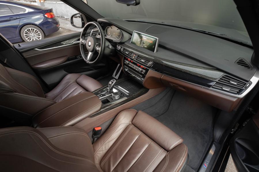 Brūns BMW X5 2015 Rīga, ar dzinēja tilpumu 3.00 L un nobraukumu 237 tūkst. km par 21990 €, foto 29 vietnē AUTOMOTO.COM.LV