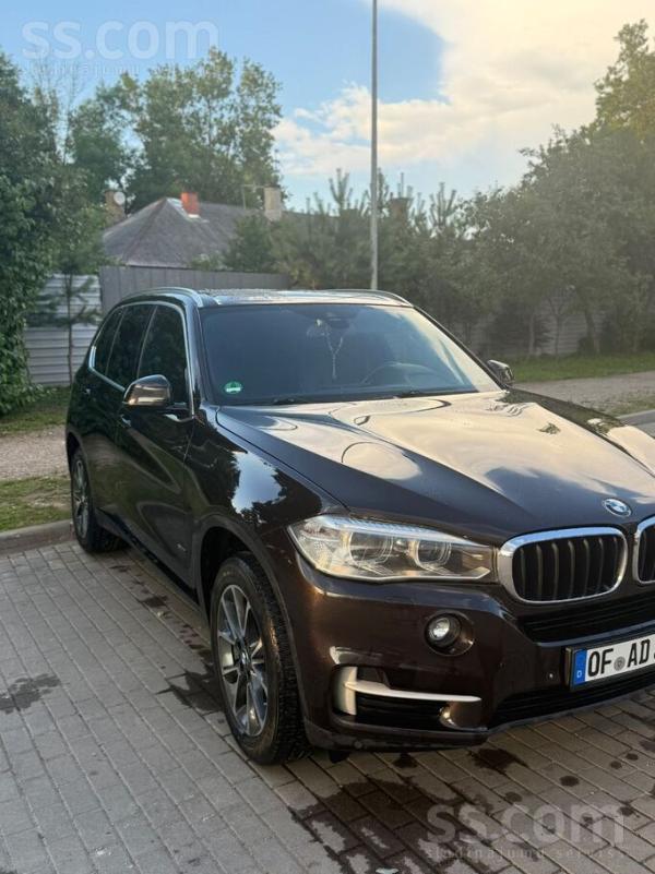 Brūns BMW X5 2015 Rēzekne, ar dzinēja tilpumu 2.00 L un nobraukumu 247 tūkst. km par 15600 €, foto 2 vietnē AUTOMOTO.COM.LV