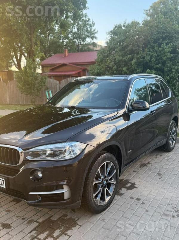 Brūns BMW X5 2015 Rēzekne, ar dzinēja tilpumu 2.00 L un nobraukumu 247 tūkst. km par 15600 €, foto 3 vietnē AUTOMOTO.COM.LV