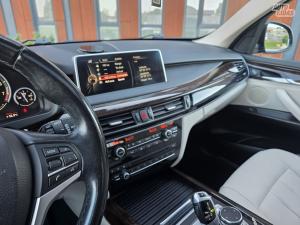 Brūns BMW X5 2015 Kauņa, ar dzinēja tilpumu 3.00 L un nobraukumu 210 tūkst. km par 17800 €, foto 22 vietnē AUTOMOTO.COM.LV