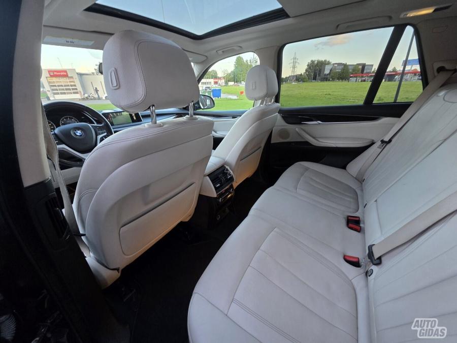 Brūns BMW X5 2015 Kauņa, ar dzinēja tilpumu 3.00 L un nobraukumu 210 tūkst. km par 17800 €, foto 29 vietnē AUTOMOTO.COM.LV