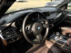 Brūns BMW X5 2015 Rīga, ar dzinēja tilpumu 3.00 L un nobraukumu 282 tūkst. km par 21200 €, foto 6 vietnē AUTOMOTO.COM.LV