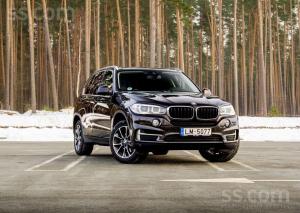 Brūns BMW X5 2015 Rīga, ar dzinēja tilpumu 3.00 L un nobraukumu 259 tūkst. km par 17490 €, foto 3 vietnē AUTOMOTO.COM.LV