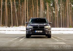 Brūns BMW X5 2015 Rīga, ar dzinēja tilpumu 3.00 L un nobraukumu 259 tūkst. km par 17490 €, foto 4 vietnē AUTOMOTO.COM.LV