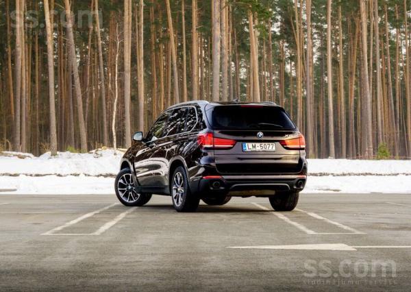 Brūns BMW X5 2015 Rīga, ar dzinēja tilpumu 3.00 L un nobraukumu 259 tūkst. km par 17490 €, foto 7 vietnē AUTOMOTO.COM.LV