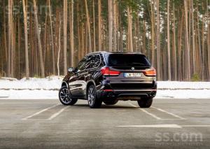 Brūns BMW X5 2015 Rīga, ar dzinēja tilpumu 3.00 L un nobraukumu 259 tūkst. km par 17490 €, foto 8 vietnē AUTOMOTO.COM.LV