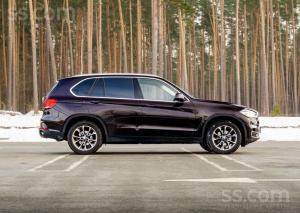 Brūns BMW X5 2015 Rīga, ar dzinēja tilpumu 3.00 L un nobraukumu 259 tūkst. km par 17490 €, foto 9 vietnē AUTOMOTO.COM.LV