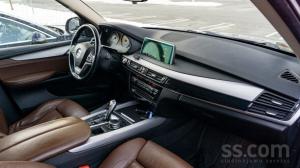 Brūns BMW X5 2015 Rīga, ar dzinēja tilpumu 3.00 L un nobraukumu 259 tūkst. km par 17490 €, foto 11 vietnē AUTOMOTO.COM.LV