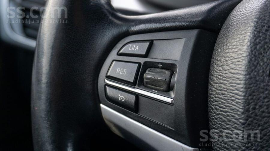 Brūns BMW X5 2015 Rīga, ar dzinēja tilpumu 3.00 L un nobraukumu 259 tūkst. km par 17490 €, foto 21 vietnē AUTOMOTO.COM.LV
