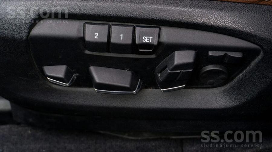Brūns BMW X5 2015 Rīga, ar dzinēja tilpumu 3.00 L un nobraukumu 259 tūkst. km par 17490 €, foto 27 vietnē AUTOMOTO.COM.LV