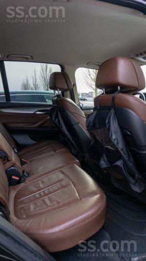 Brown BMW X5 2015 in Riga, with an engine capacity of 3.00 L and mileage of 259 thousand km for 15490 €, photo 31 on AUTOMOTO.COM.LV