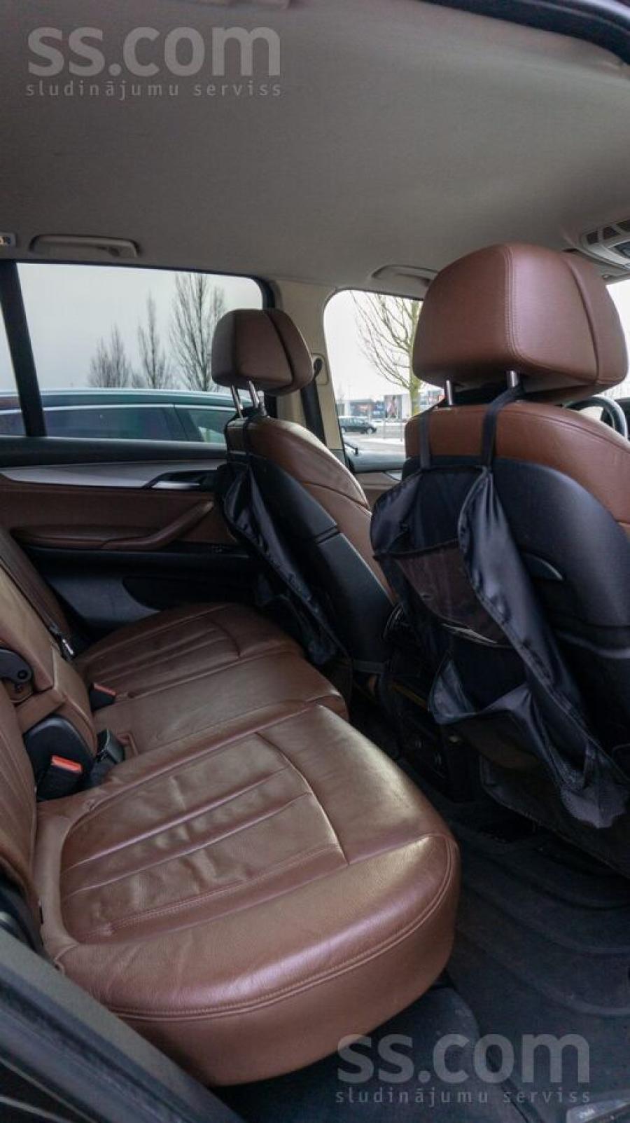 Brown BMW X5 2015 in Riga, with an engine capacity of 3.00 L and mileage of 259 thousand km for 15490 €, photo 31 on AUTOMOTO.COM.LV
