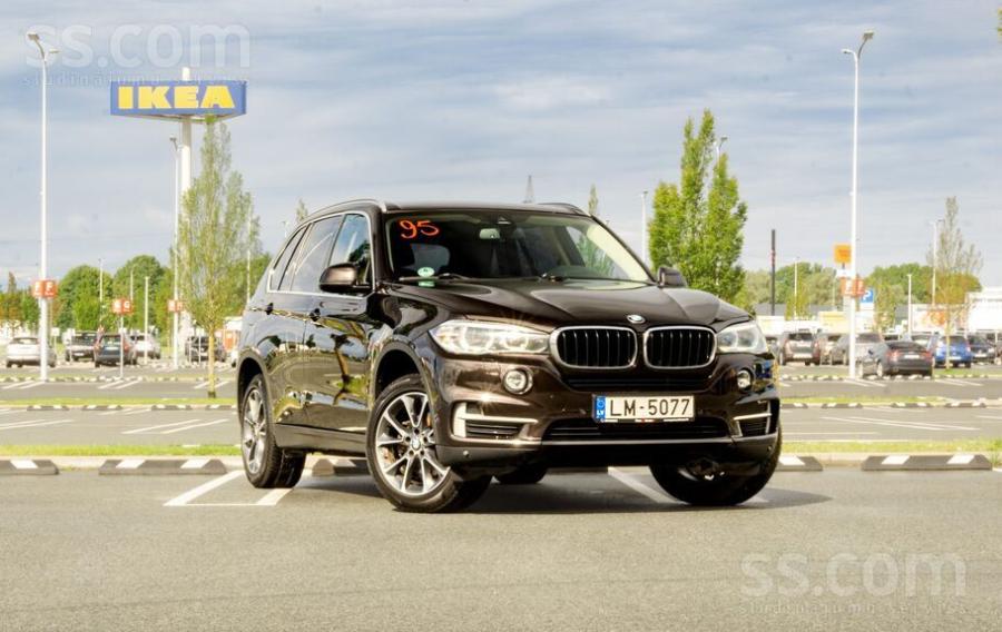 Brown BMW X5 2015 in Riga, with an engine capacity of 3.00 L and mileage of 259 thousand km for 15490 €, photo 3 on AUTOMOTO.COM.LV