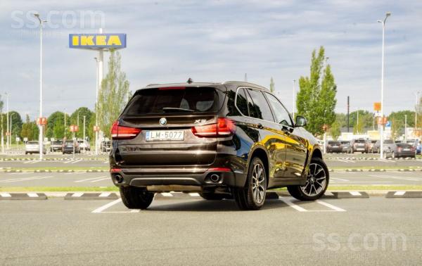 Brūns BMW X5 2015 Rīga, ar dzinēja tilpumu 3.00 L un nobraukumu 259 tūkst. km par 15490 €, foto 6 vietnē AUTOMOTO.COM.LV