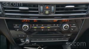 Brown BMW X5 2015 in Riga, with an engine capacity of 3.00 L and mileage of 259 thousand km for 15490 €, photo 17 on AUTOMOTO.COM.LV