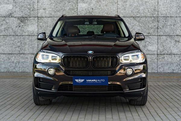 Brown BMW X5 2015 in Klaipeda, with an engine capacity of 2.98 L and mileage of 310 thousand km for 13900 €, photo 2 on AUTOMOTO.COM.LV