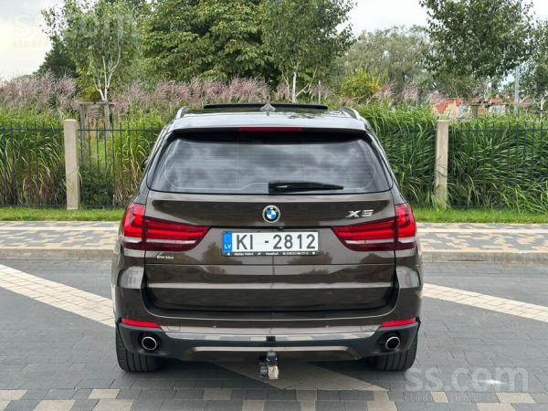 Brown BMW X5 2015 in Jelgava, with an engine capacity of 3.00 L and mileage of 297 thousand km for 13990 €, photo 7 on AUTOMOTO.COM.LV