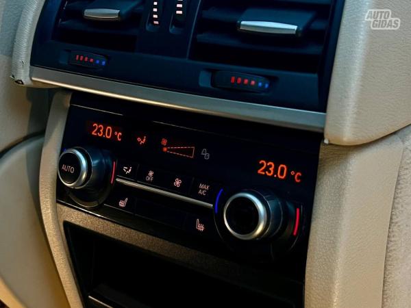 Brown BMW X5 2015 in Panevezys, with an engine capacity of 3.00 L and mileage of 349 thousand km for 14800 €, photo 8 on AUTOMOTO.COM.LV