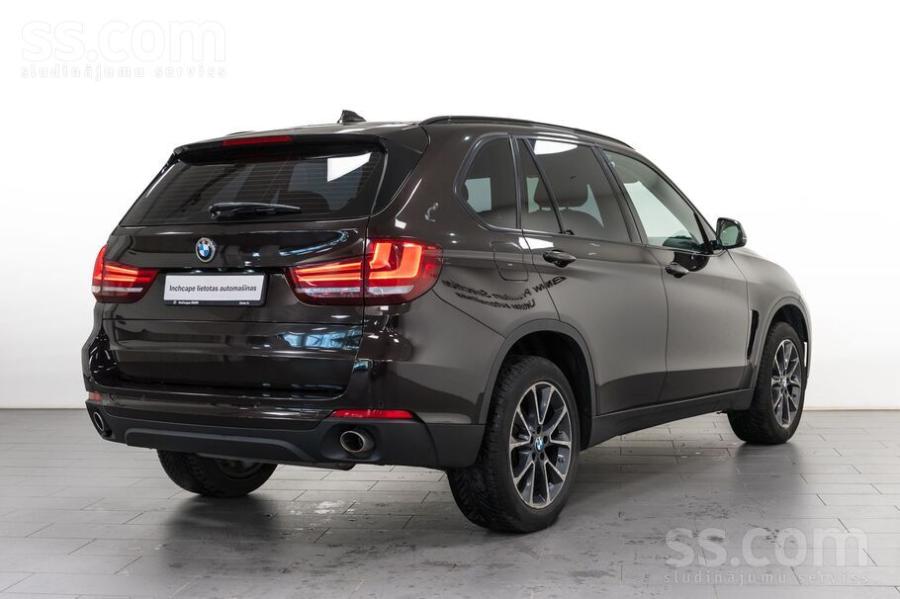 Brown BMW X5 2016 in Riga, with an engine capacity of 3.00 L and mileage of 251 thousand km for 18900 €, photo 2 on AUTOMOTO.COM.LV