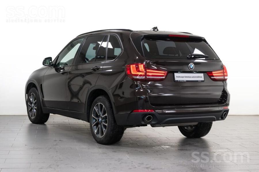 Brown BMW X5 2016 in Riga, with an engine capacity of 3.00 L and mileage of 251 thousand km for 18900 €, photo 11 on AUTOMOTO.COM.LV