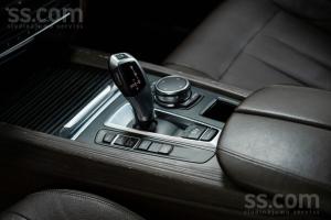 Brown BMW X5 2016 in Riga, with an engine capacity of 3.00 L and mileage of 251 thousand km for 18900 €, photo 14 on AUTOMOTO.COM.LV