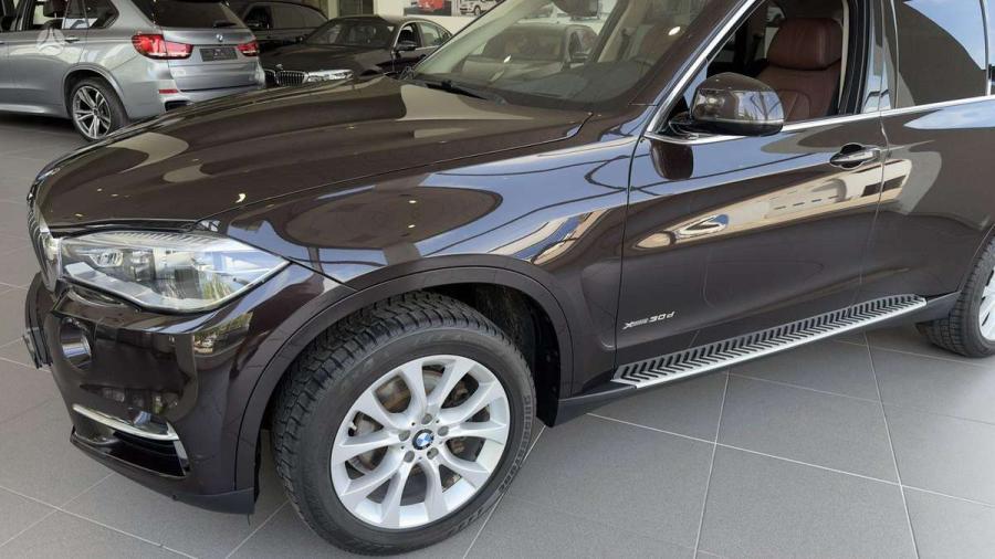 Brūns BMW X5 2016 Marijampole, ar dzinēja tilpumu 2.99 L un nobraukumu 208 tūkst. km par 21999 €, foto 3 vietnē AUTOMOTO.COM.LV
