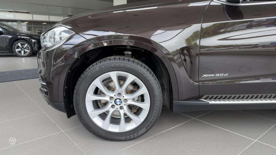Brūns BMW X5 2016 Marijampole, ar dzinēja tilpumu 2.99 L un nobraukumu 208 tūkst. km par 21999 €, foto 5 vietnē AUTOMOTO.COM.LV