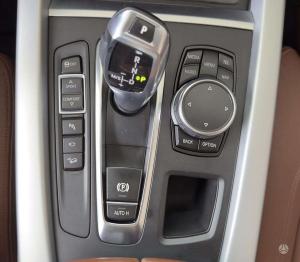 Brūns BMW X5 2016 Marijampole, ar dzinēja tilpumu 2.99 L un nobraukumu 208 tūkst. km par 21999 €, foto 29 vietnē AUTOMOTO.COM.LV