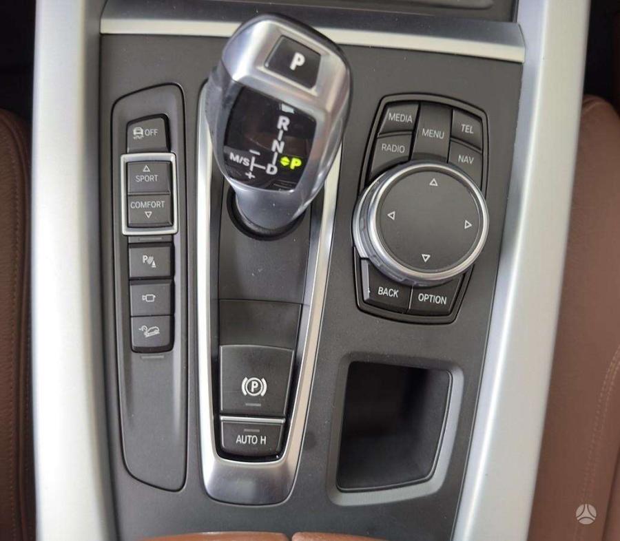 Brūns BMW X5 2016 Marijampole, ar dzinēja tilpumu 2.99 L un nobraukumu 208 tūkst. km par 21999 €, foto 29 vietnē AUTOMOTO.COM.LV