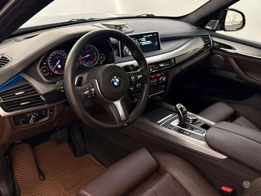 Brūns BMW X5 2016 Marijampole, ar dzinēja tilpumu 2.99 L un nobraukumu 221 tūkst. km par 23850 €, foto 3 vietnē AUTOMOTO.COM.LV