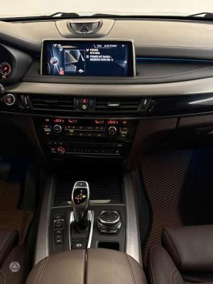 Brūns BMW X5 2016 Marijampole, ar dzinēja tilpumu 2.99 L un nobraukumu 221 tūkst. km par 23850 €, foto 14 vietnē AUTOMOTO.COM.LV