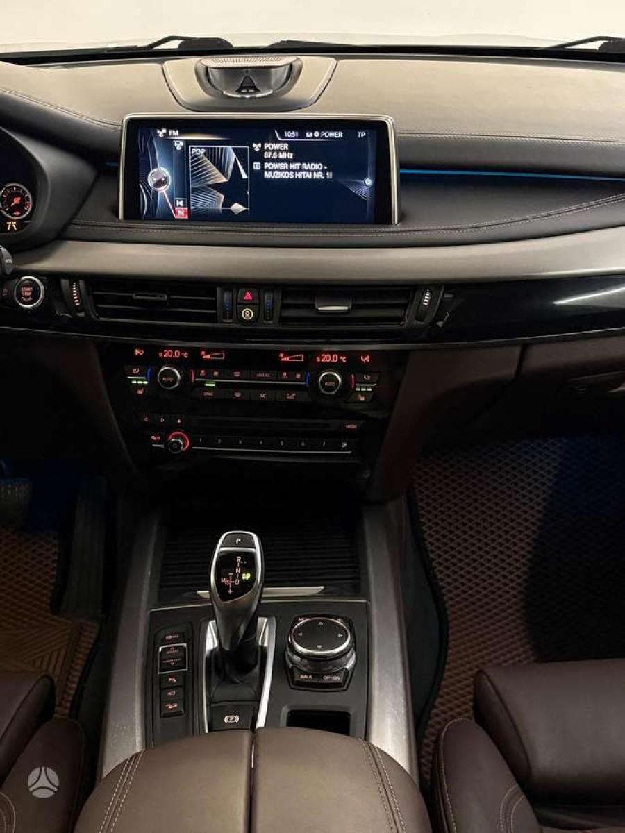 Brūns BMW X5 2016 Marijampole, ar dzinēja tilpumu 2.99 L un nobraukumu 221 tūkst. km par 23850 €, foto 14 vietnē AUTOMOTO.COM.LV