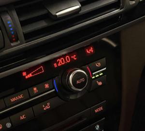 Brūns BMW X5 2016 Marijampole, ar dzinēja tilpumu 2.99 L un nobraukumu 221 tūkst. km par 23850 €, foto 27 vietnē AUTOMOTO.COM.LV