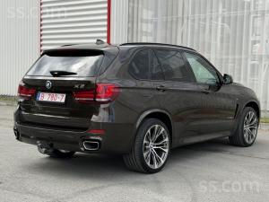 Brown BMW X5 2016 in Riga, with an engine capacity of 3.00 L and mileage of 250 thousand km for 22900 €, photo 5 on AUTOMOTO.COM.LV