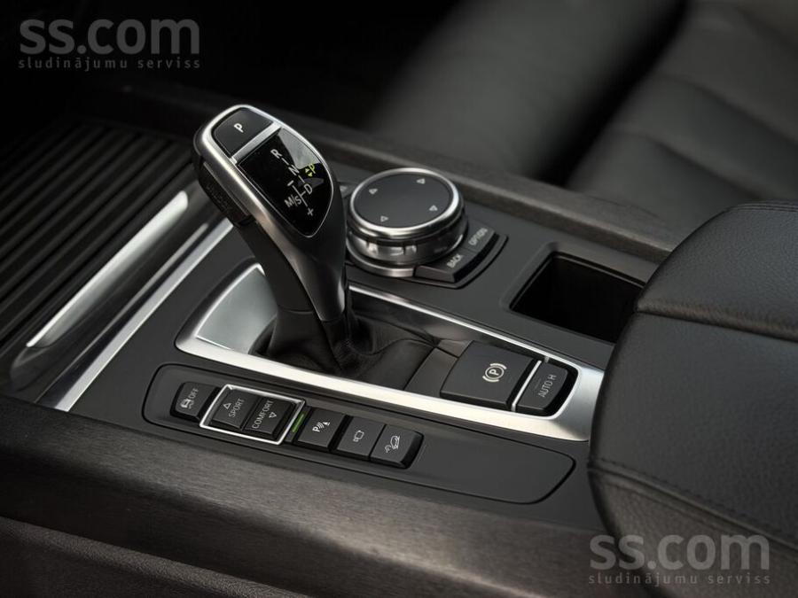 Brown BMW X5 2016 in Riga, with an engine capacity of 3.00 L and mileage of 250 thousand km for 22900 €, photo 14 on AUTOMOTO.COM.LV