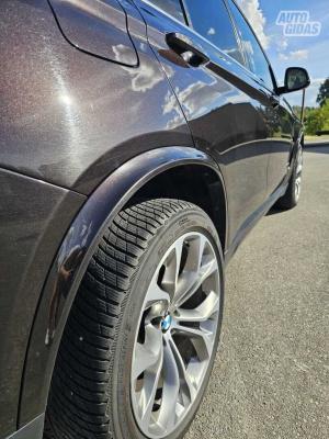 Brūns BMW X5 2016 Šauļi, ar dzinēja tilpumu 2.00 L un nobraukumu 346 tūkst. km par 15900 €, foto 11 vietnē AUTOMOTO.COM.LV