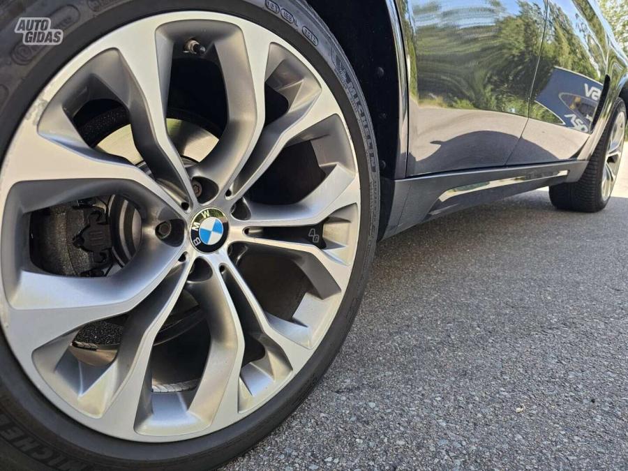 Brūns BMW X5 2016 Šauļi, ar dzinēja tilpumu 2.00 L un nobraukumu 346 tūkst. km par 15900 €, foto 13 vietnē AUTOMOTO.COM.LV
