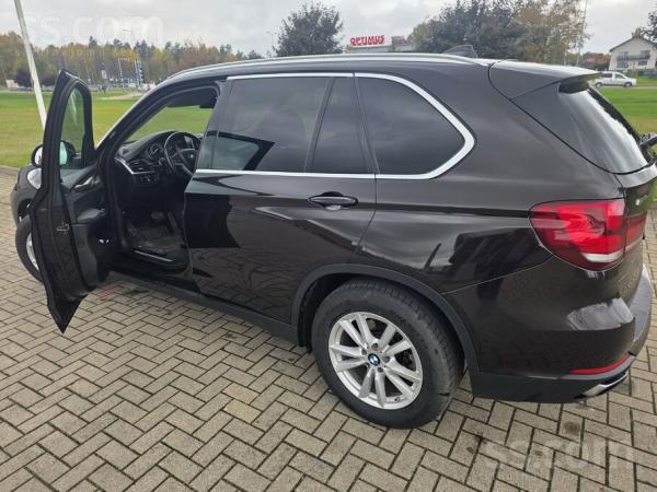 Brūns BMW X5 2016 Valmiera, ar dzinēja tilpumu 2.00 L un nobraukumu 137 tūkst. km par 21900 €, foto 3 vietnē AUTOMOTO.COM.LV