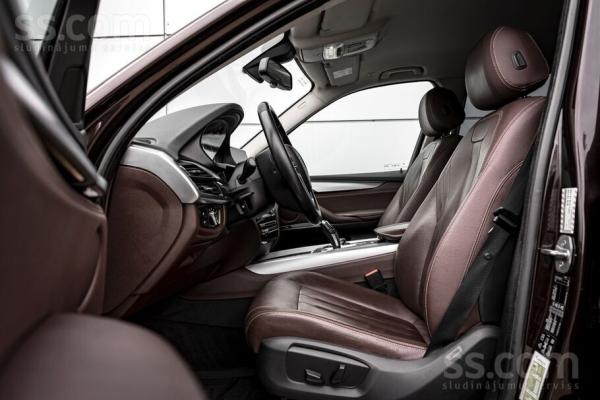 Brown BMW X5 2017 in Riga, with an engine capacity of 3.00 L and mileage of 244 thousand km for 17500 €, photo 10 on AUTOMOTO.COM.LV
