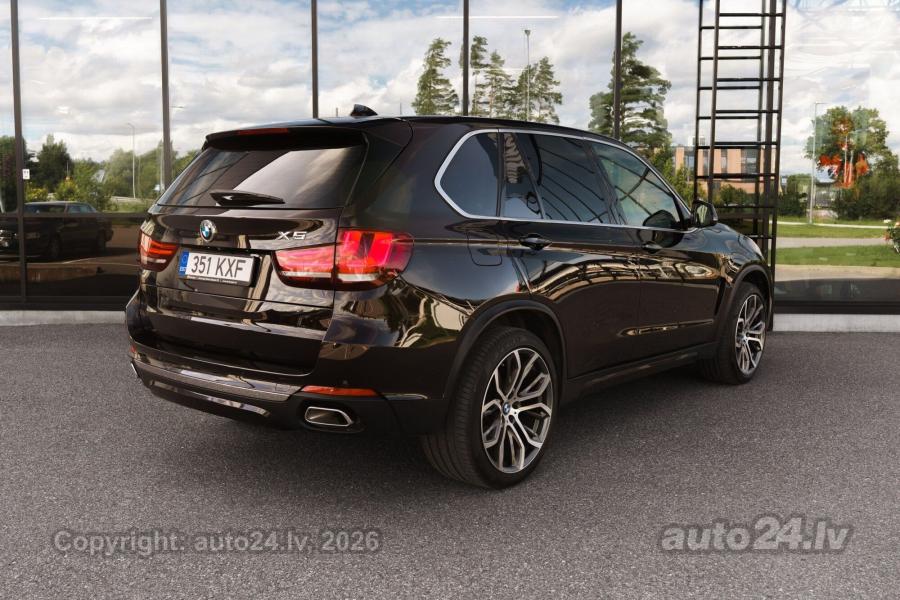 Brūns BMW X5 2017 Tartu, ar dzinēja tilpumu 3.00 L un nobraukumu 160 tūkst. km par 29999 €, foto 5 vietnē AUTOMOTO.COM.LV