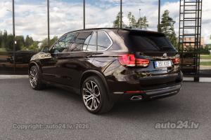 Brūns BMW X5 2017 Tartu, ar dzinēja tilpumu 3.00 L un nobraukumu 160 tūkst. km par 29999 €, foto 7 vietnē AUTOMOTO.COM.LV